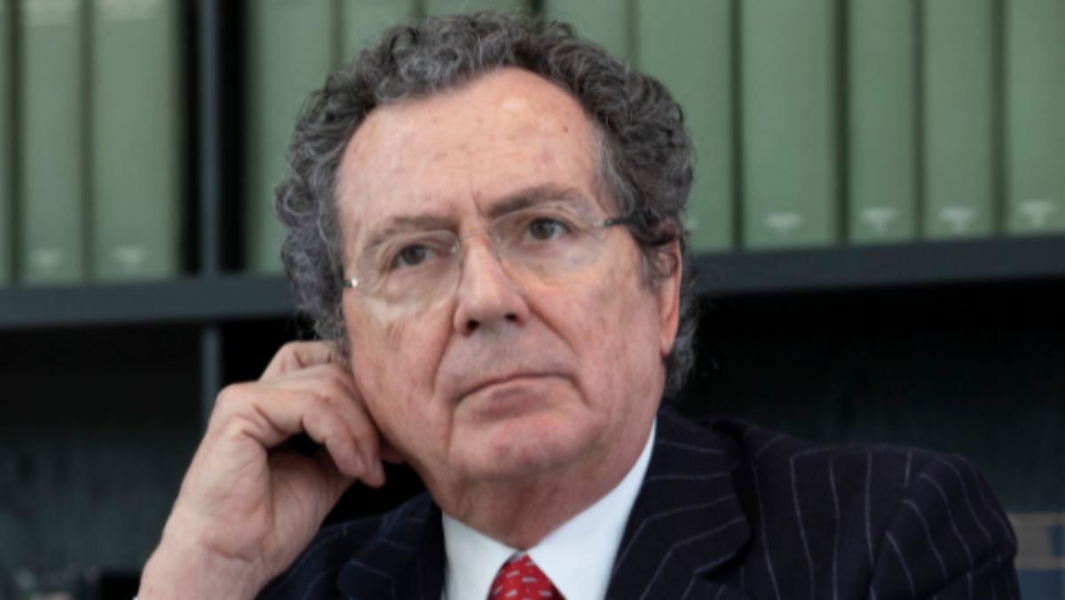 Gli incarichi e le tappe della carriera di Gian Maria Gros Pietro