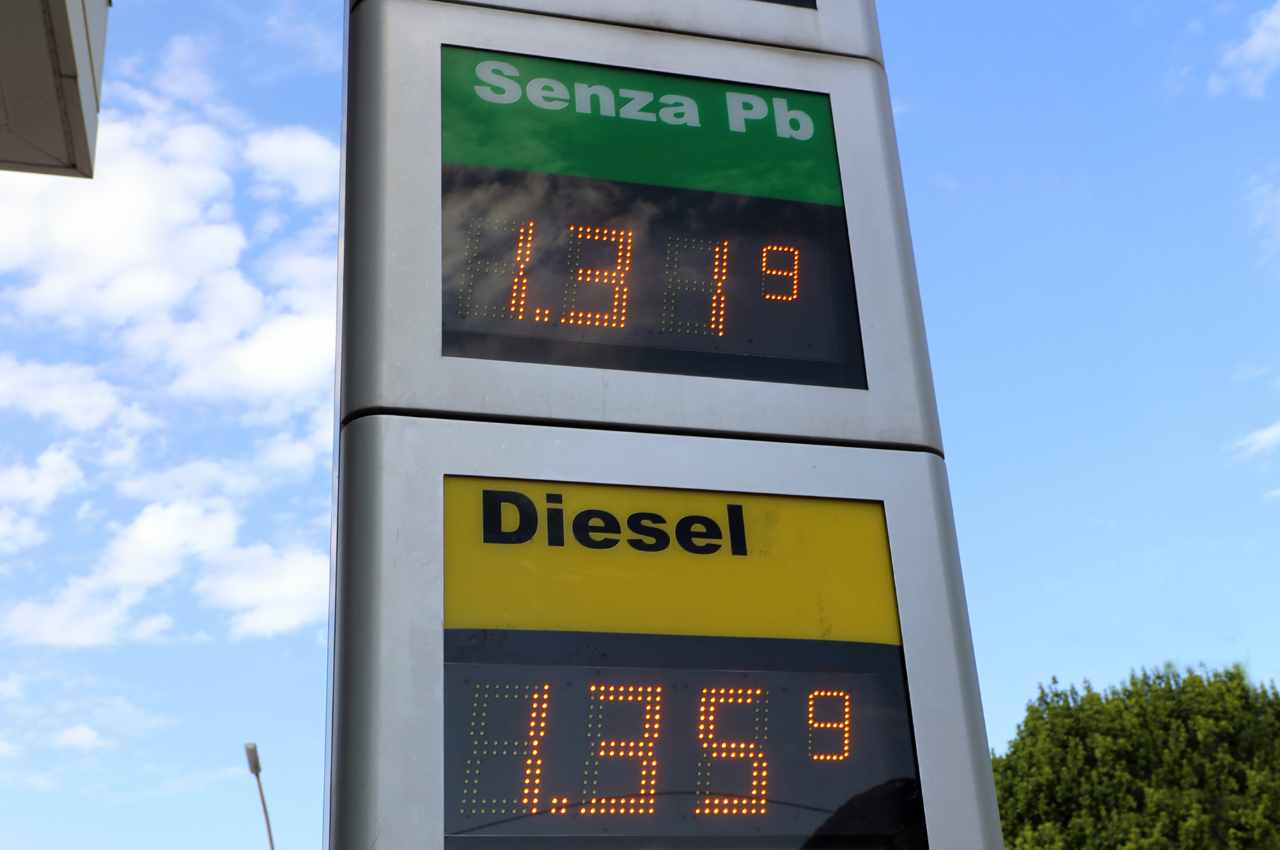 Costo del carburante troppo alto? Ecco il posto dove la benzina costa ...
