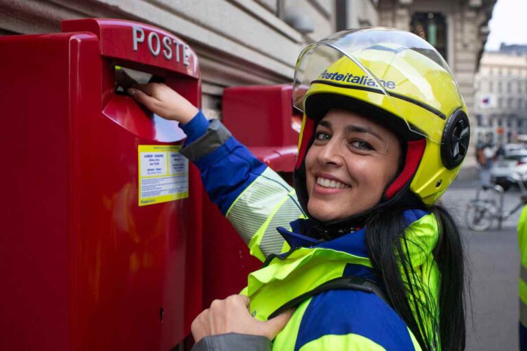 Non farlo! Ecco cosa ti succede se non ritiri una raccomandata - Trading.it
